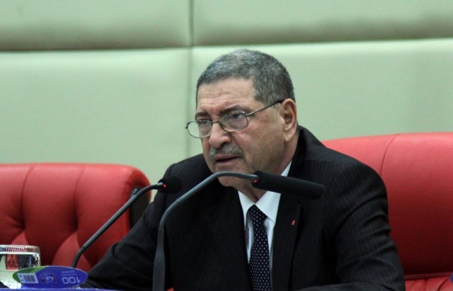 Habib Essid à la conférence des gouverneurs : Le défi majeur auquel ...