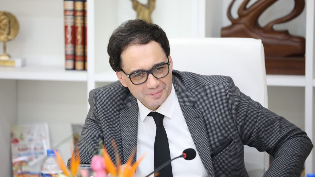 اجتماع حول لمتابعة عمل المؤسسة الوطنية للمهرجانات والتظاهرات الثقافية ...