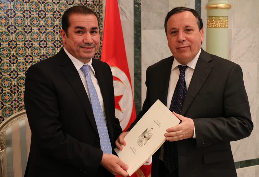 Khemaïes Jhinaoui reçoit la copie figurée des lettres de créance du ...